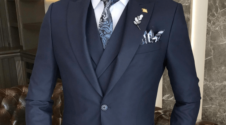 Discover the Art of Crafting Bespoke Suit for Formal Cultural Events